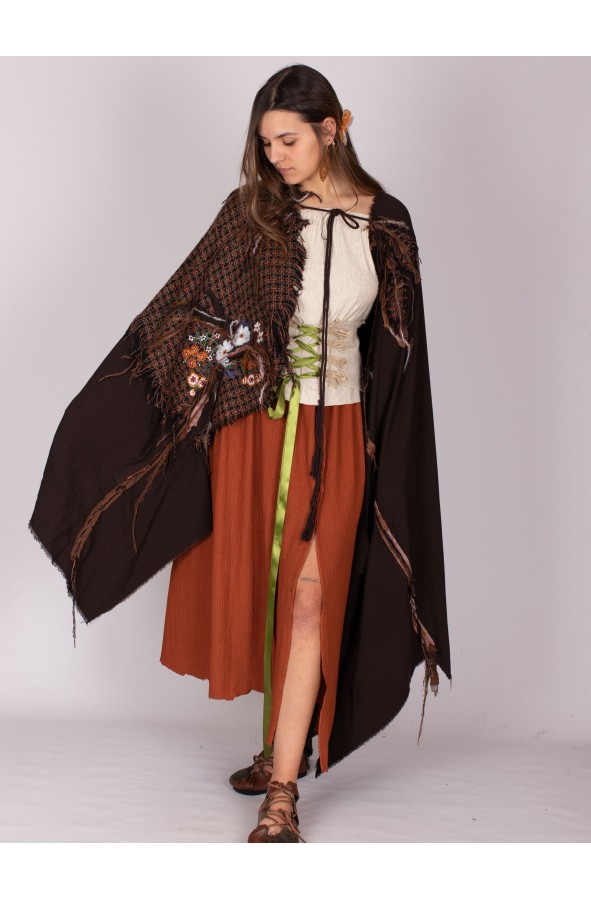 Celtic cloak with flowers